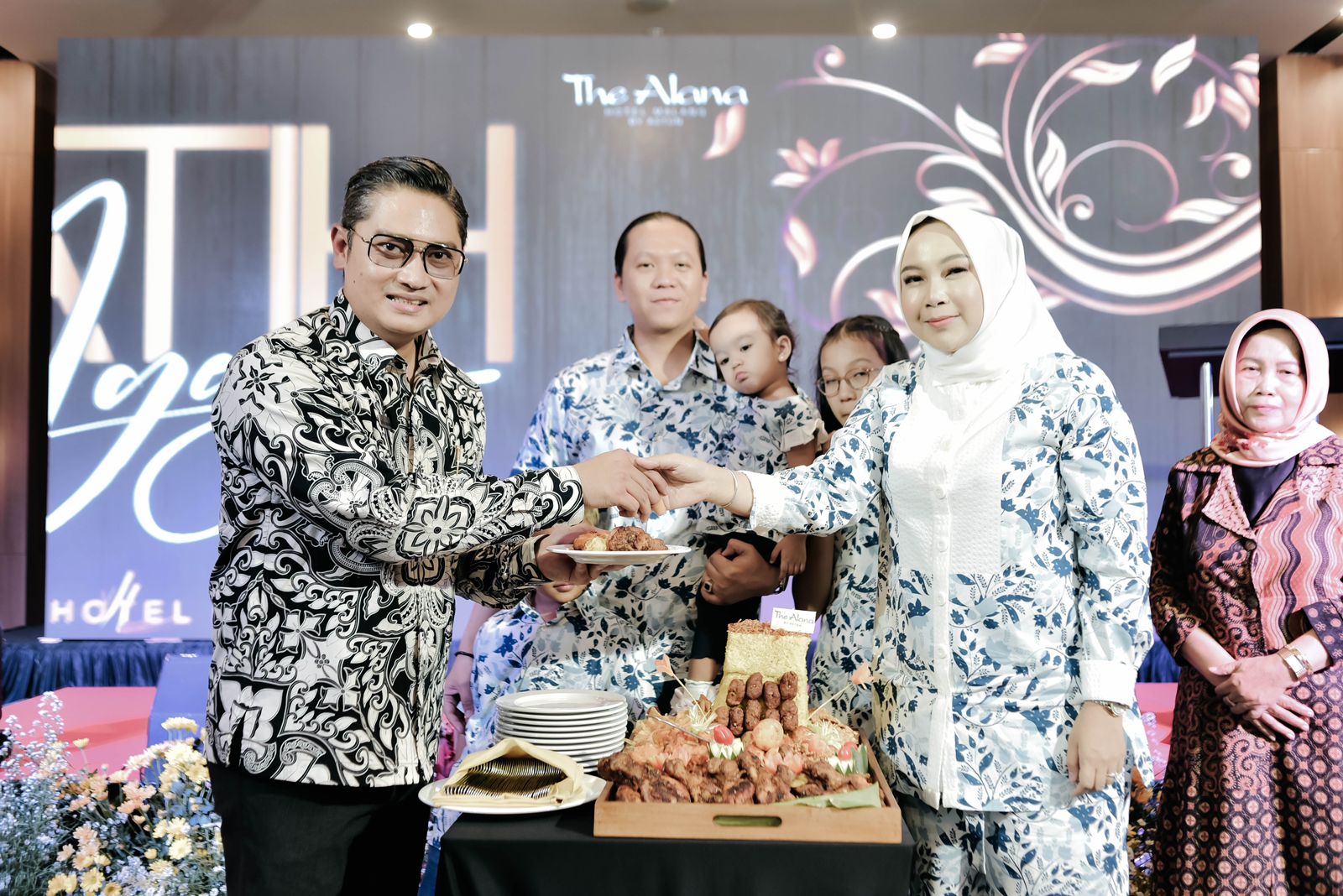 The Alana Hotel Malang Siap Menjadi Hotel Smart Room Pertama Di Malang ...