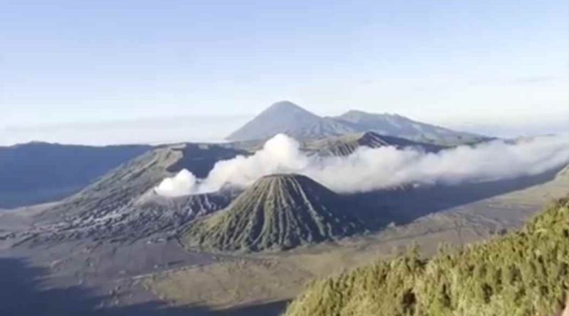 Bromo Dinobatkan Jadi Taman Nasional Tercantik di Dunia Versi Bounce ...